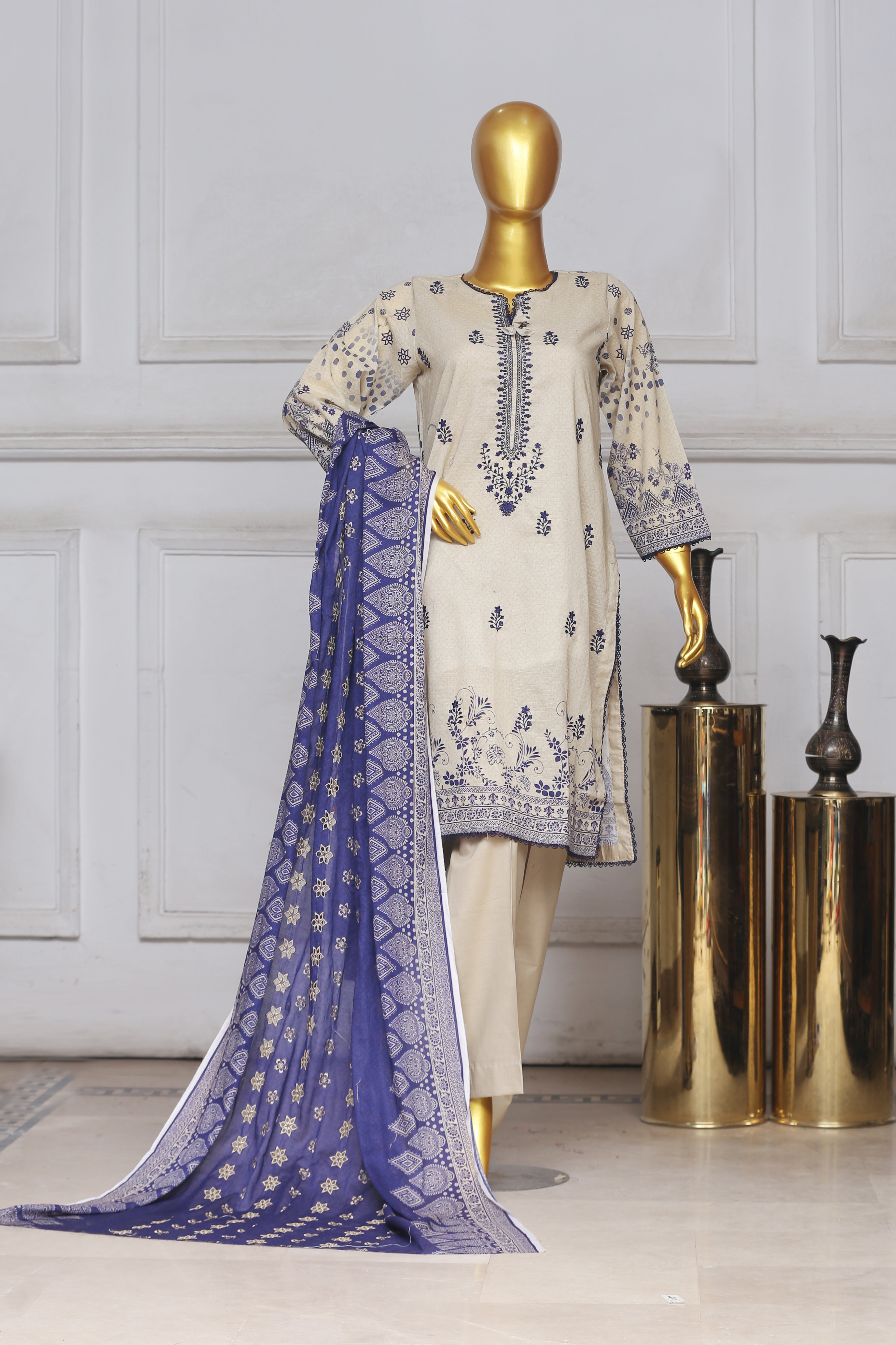 Narkins 04 By Anaya Embroidered Bana Dora-3PC – DawoodDesigner