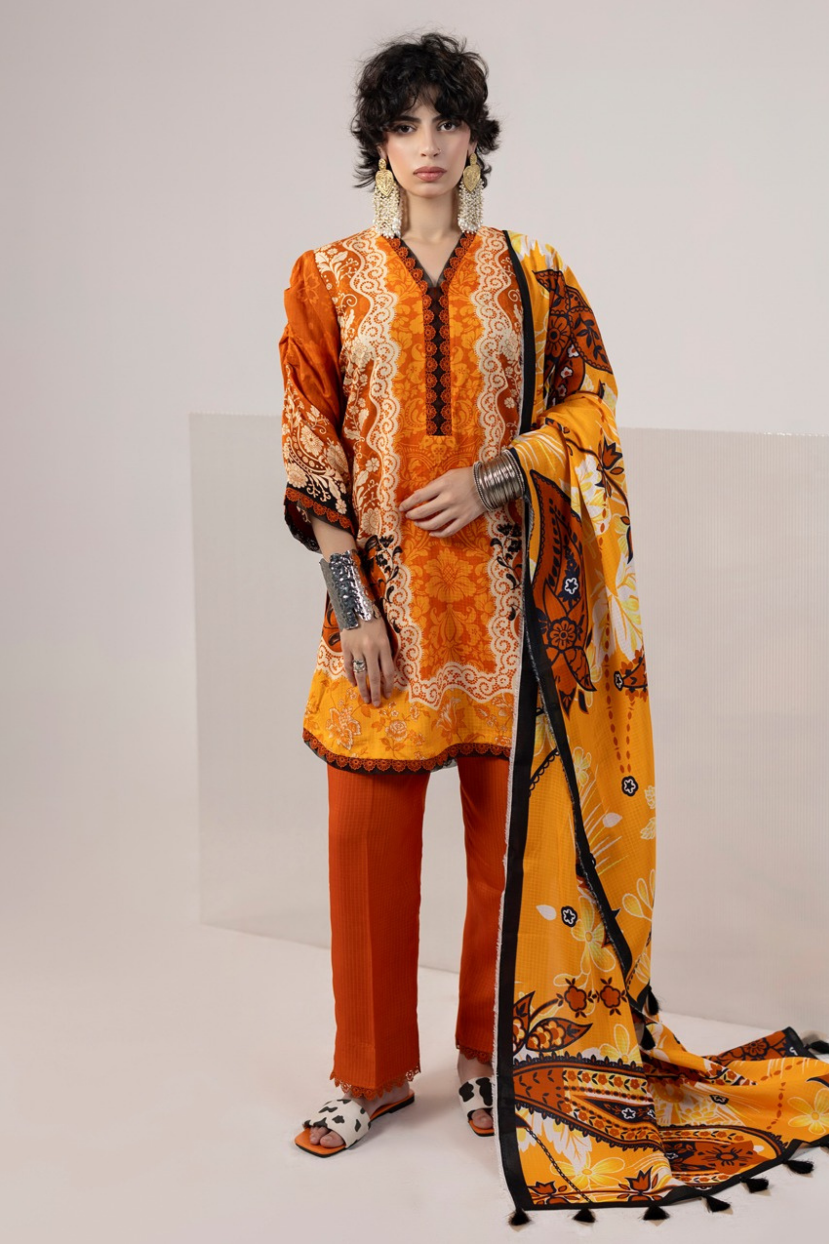 Gulzar By Paltar Premium Fancy Marina 3PC – DawoodDesigner